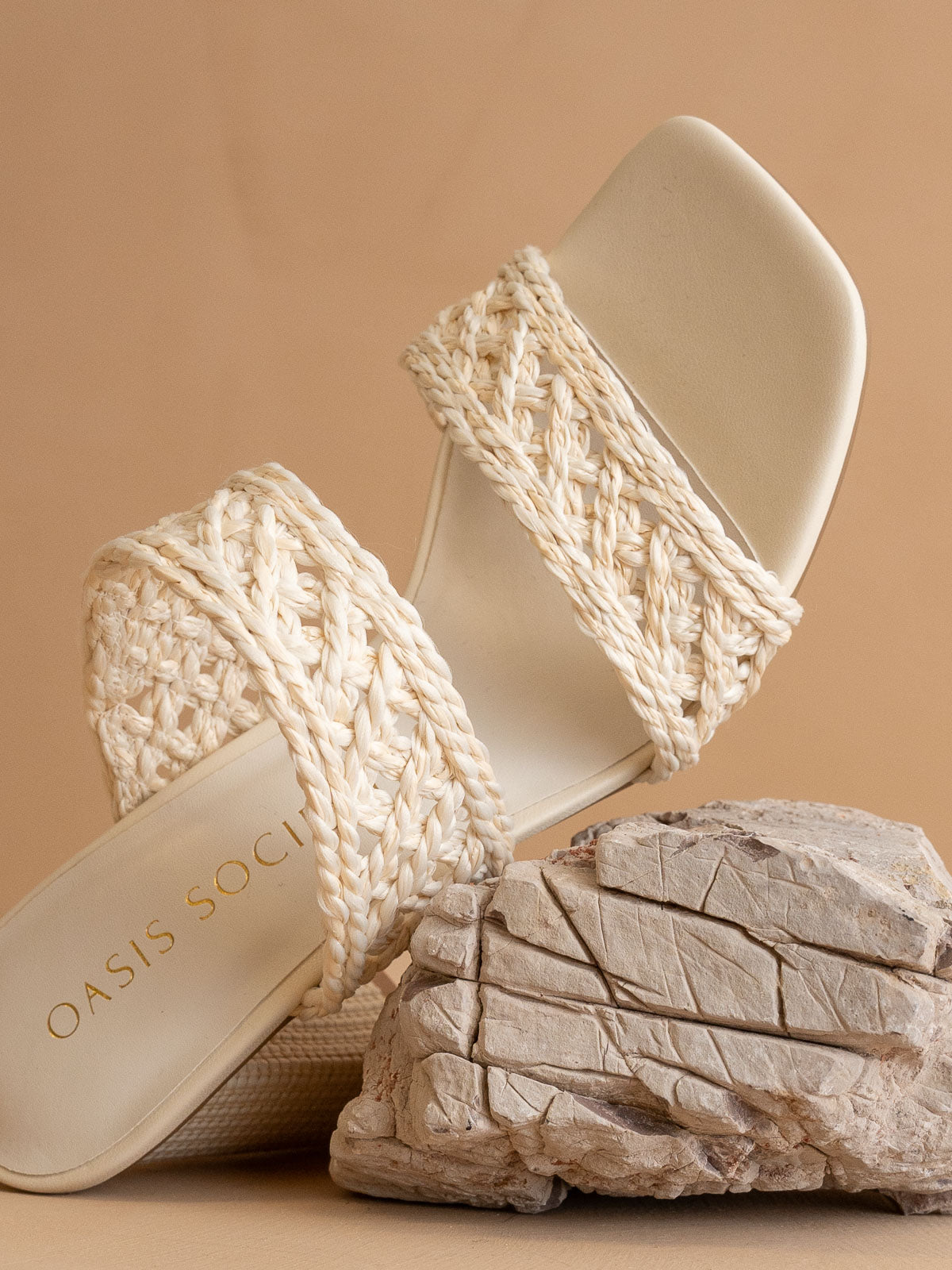 The Barbara | Wheat Woven Double Band Heel – Oasis Society x Free Soul Co.